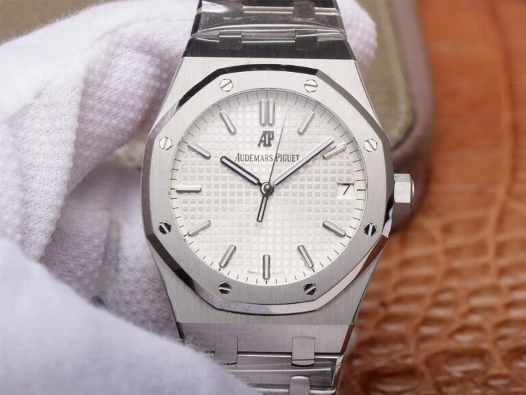 Audemars Piguet Royal Oak 15500 Superclone Watch
