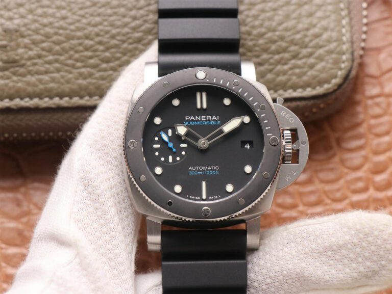 Panerai Luminor Submersible PAM 683- Superclone